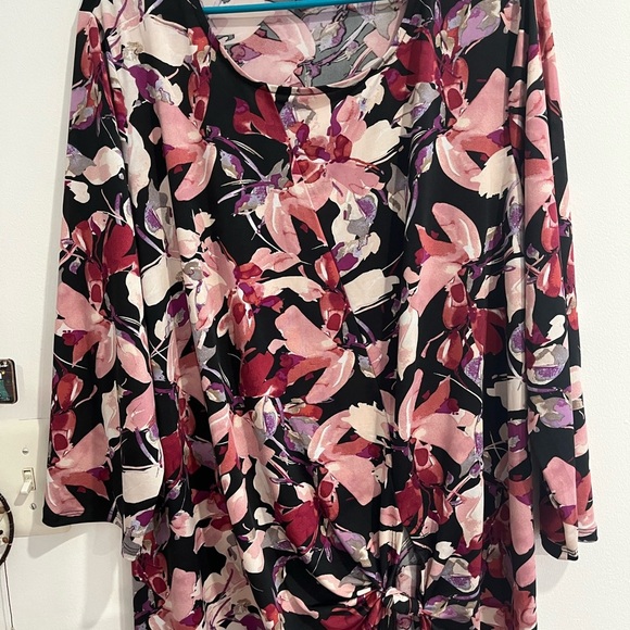 Cocomo | Tops | Cocomo Toos Floral Blouse Size 2x D23 | Poshmark